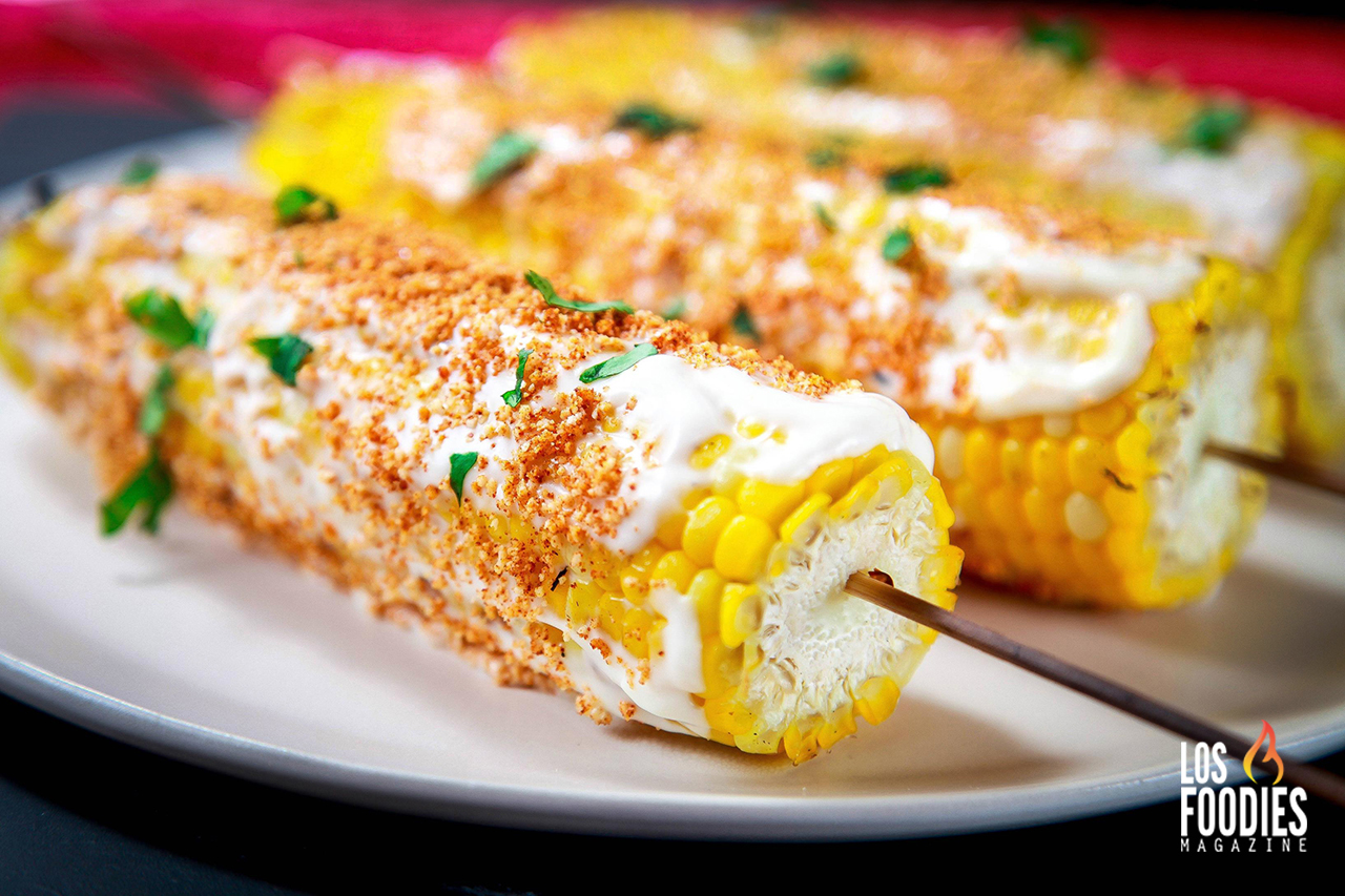 Mexican Street Corn Elote Mexicano - Los Foodies Magazine