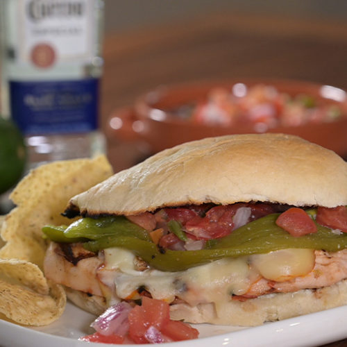 Pico De Pollo Sandwiches - Los Foodies Magazine