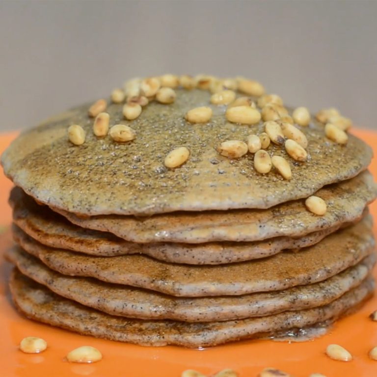 Blue Corn Pancakes with Pinon - Los Foodies Magazine