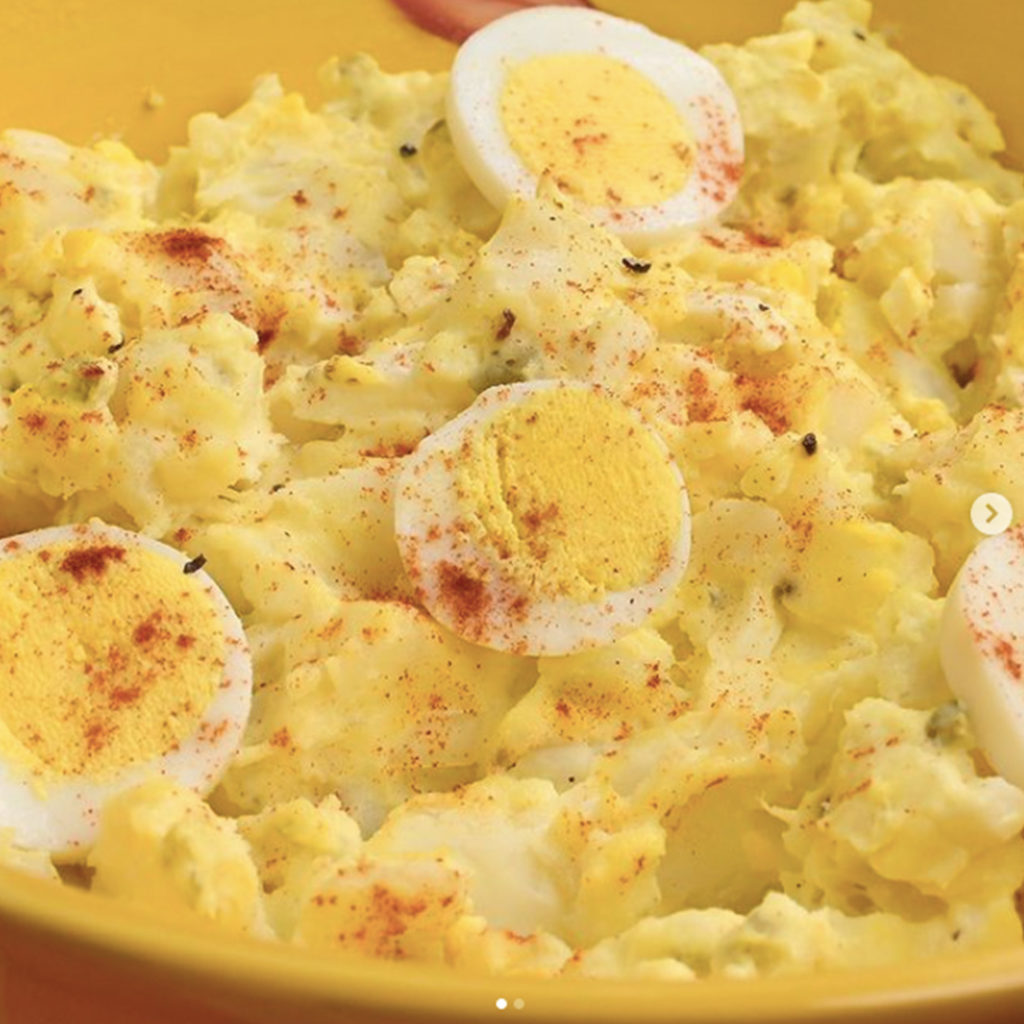 Classic Potato Salad - Los Foodies Magazine